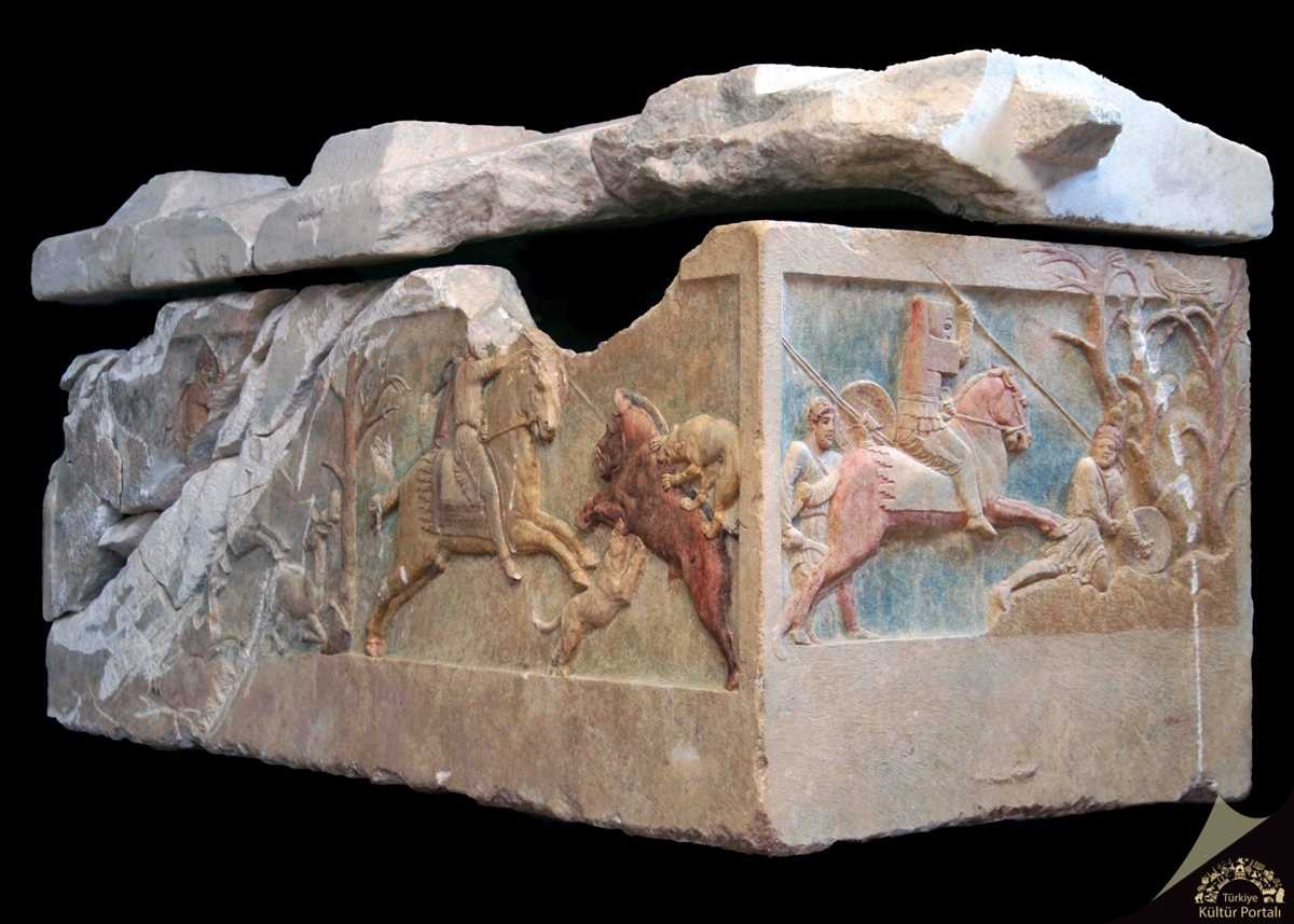 GÖRÜLMESİ GEREKEN 11 LAHİT | Kültür Portalı