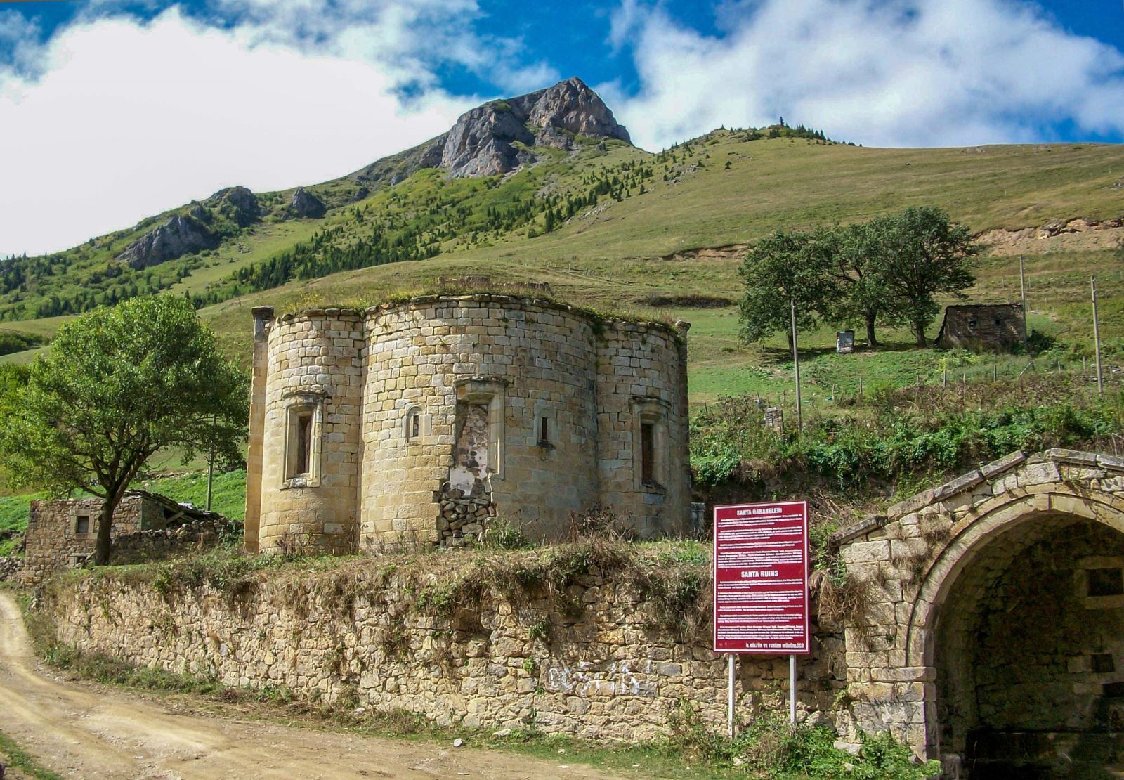 Santa Harabeleri - Gümüşhane - Sosyal Bilgiler
