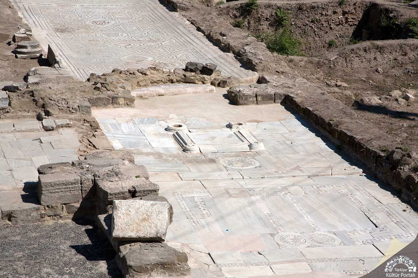 Marmara Ereğlisi Perinthos Bazilikası - Kültür Portalı - Medya Kütüphanesi