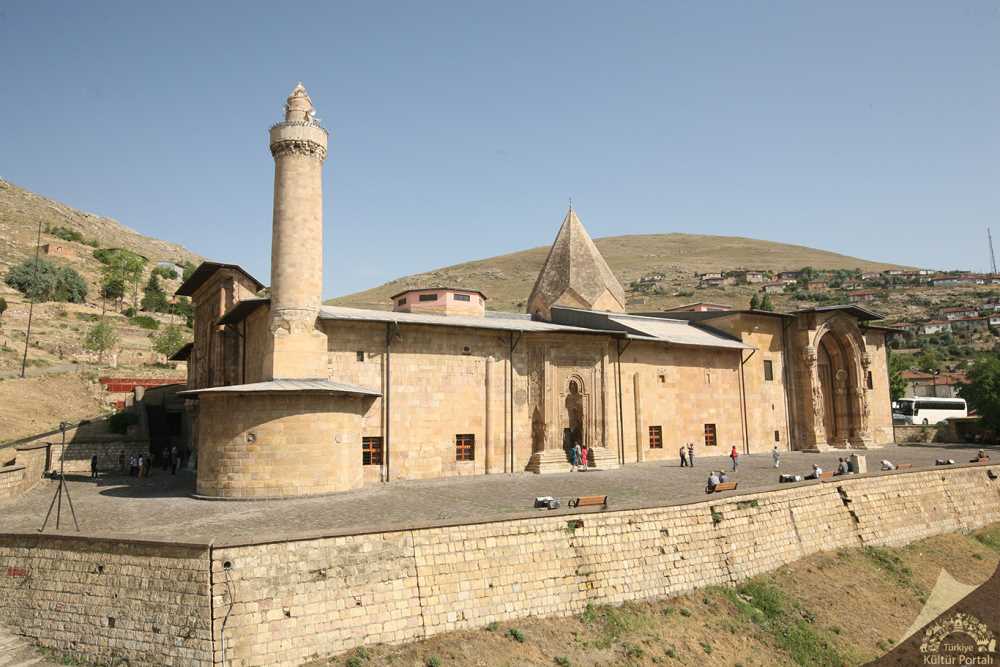Divriği Ulu Cami ve Darüşşifası Genel Görünüm - Kültür Portalı - Medya ...