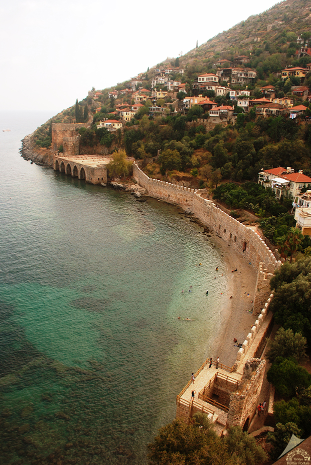 alanya kızıl kule den tersane ve deniz surları görsel sahibi umut özdemir
