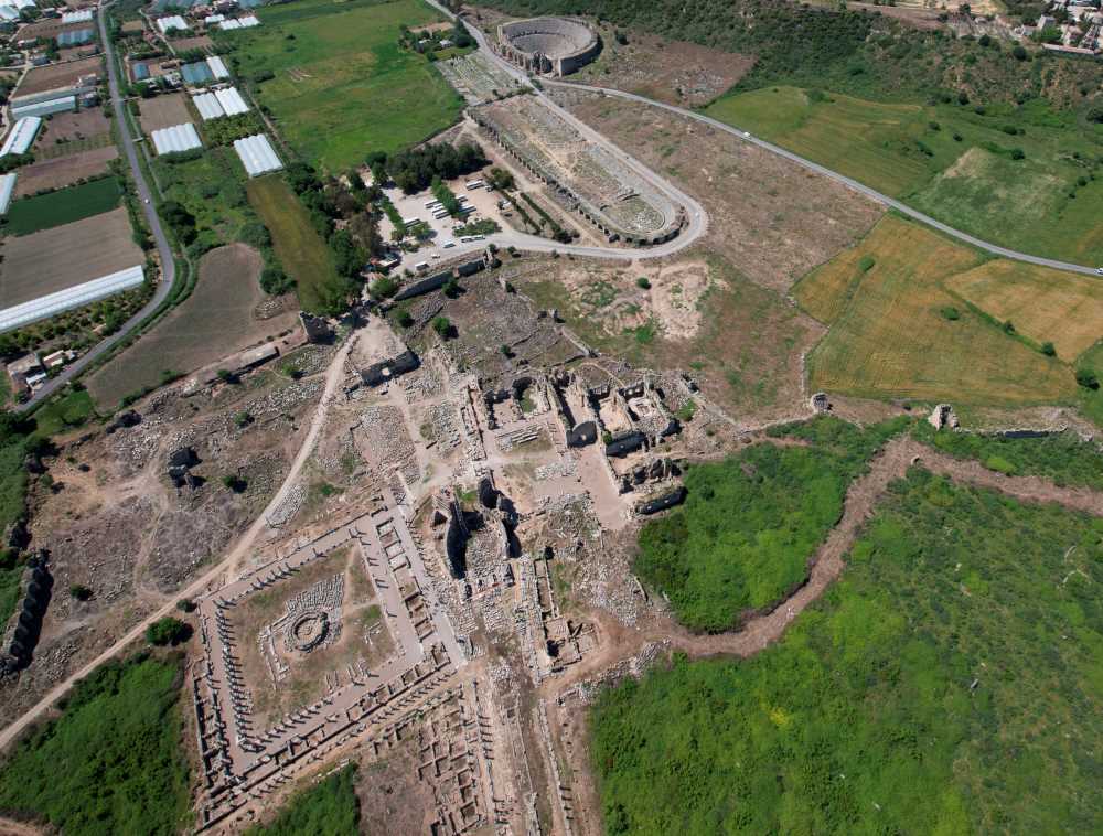perge antik kenti görsel sahibi antalya müzesi müdürlüğü