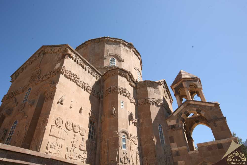 akdamar kilisesi görsel sahibi servet uygun