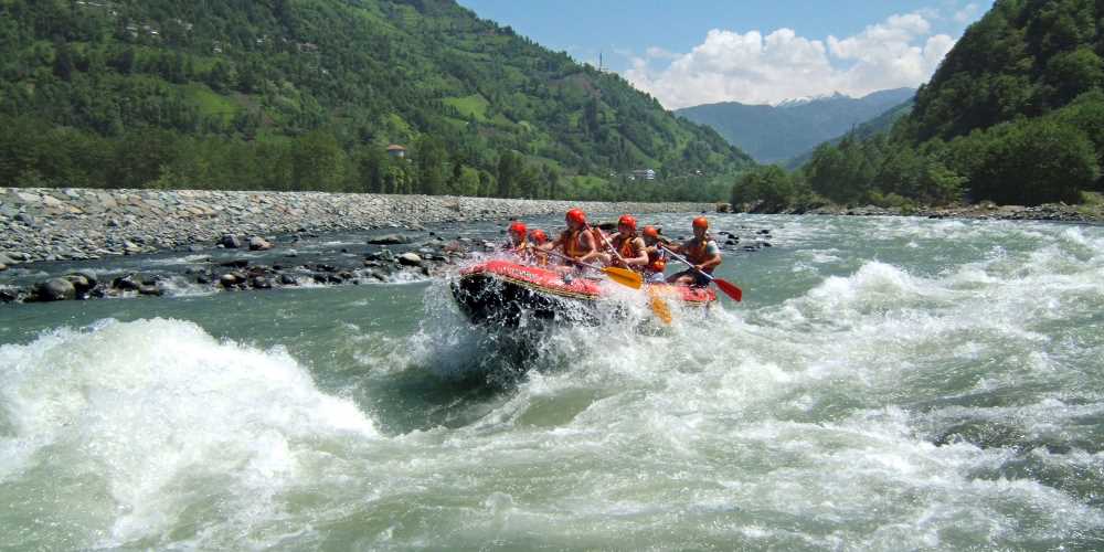 rafting görsel sahibi rize il kültür ve turizm müdürlüğü